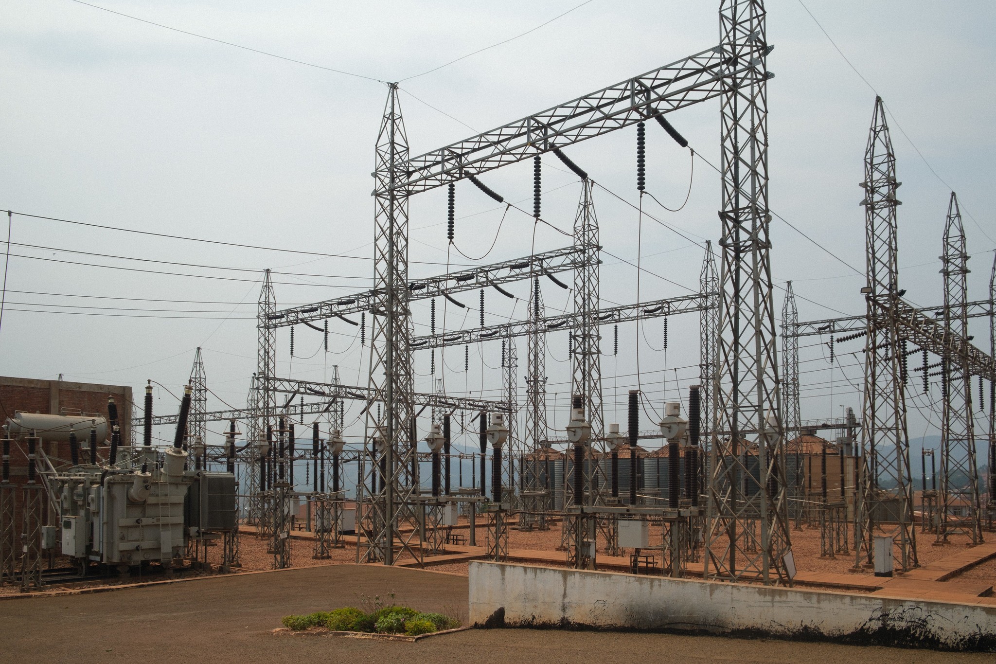 Accès à l'énergie: la BAD accorde un prêt de plus de 144 millions de ...